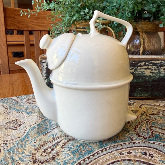 Vintage | Dining | Castle Cairn Vintage 98s White Porcelain Tilting ...
